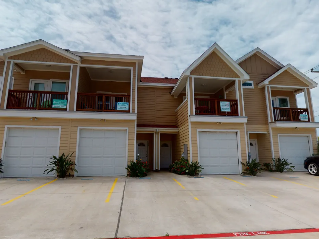 Shared Heated Pool With Slide, Golf Cart Accessible - Port Aransas, TX