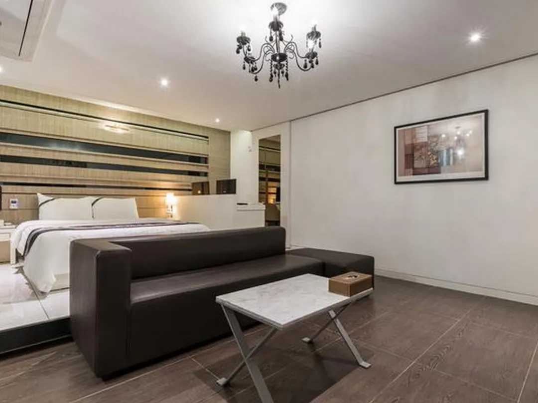 Hotel Cube Songdo - 송도동