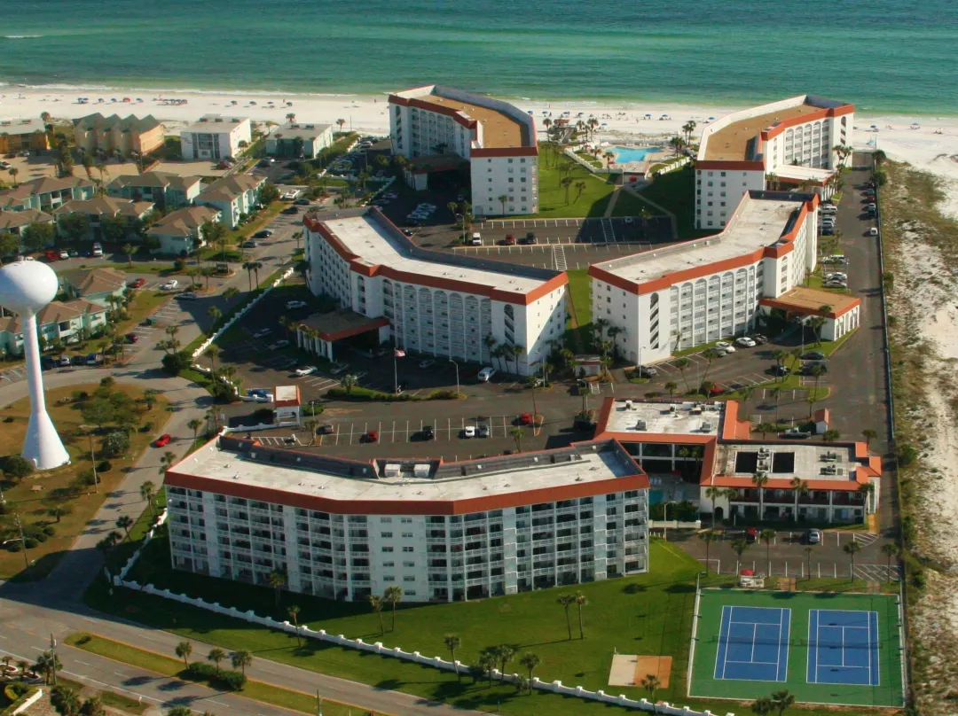 Enjoy Free Admissions And Family Amenities - Gorgeous Secluded Oasis - Okaloosa Island, FL