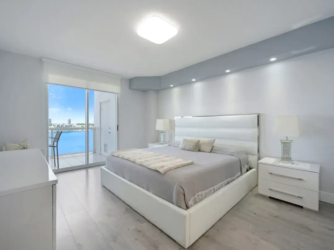 Golden Bay 702 - Sunny Isles Beach, FL