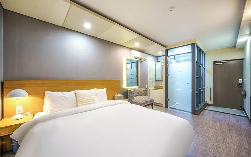 Pohang E&a Hotel - Pohang-si
