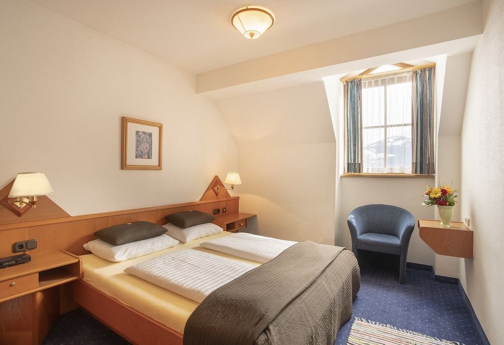 Hotel Neue Post - Zell am See