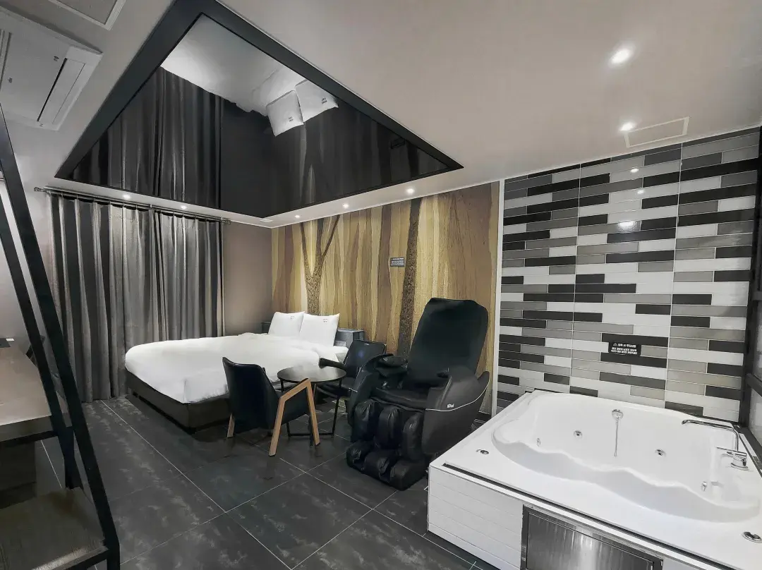 Jinju Hotel The V - Namhae-gun