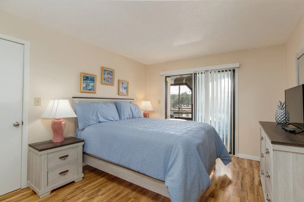 Tranquil Lake And Pool Access - Charming Beachside Retreat - Myrtle Beach, SC