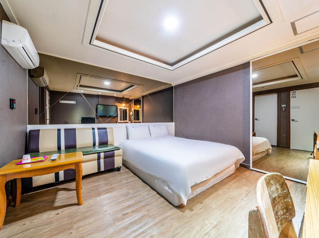 Suwon Yeongtong E - Suwon