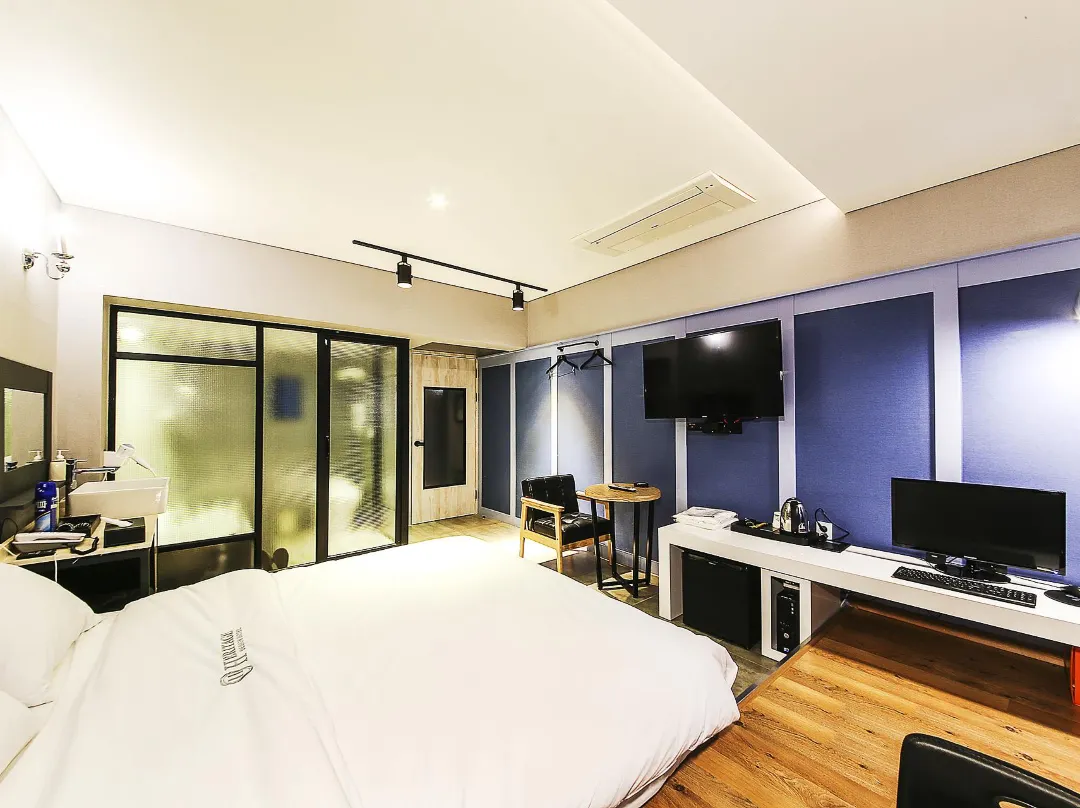 Busan Myeongji Heritage Design Hotel - Busan