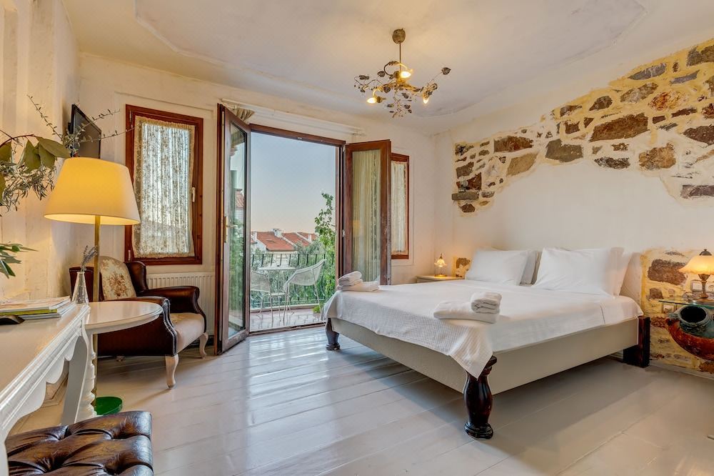 Cunda Battalos Kucuk Hotel - Cunda