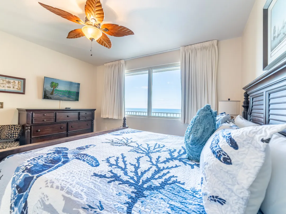 Luxurious Amenities And Beachfront Access - Gorgeous Coastal Retreat - Panama City Beach, FL