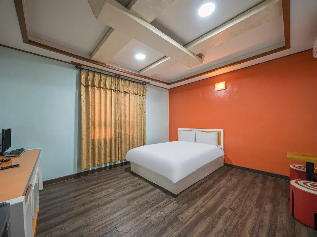 Mungyeong Oncheon Hotel - Gimcheon-si