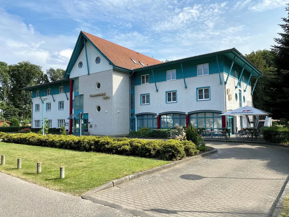Gut-hotel Pommernhotel Barth - Barth