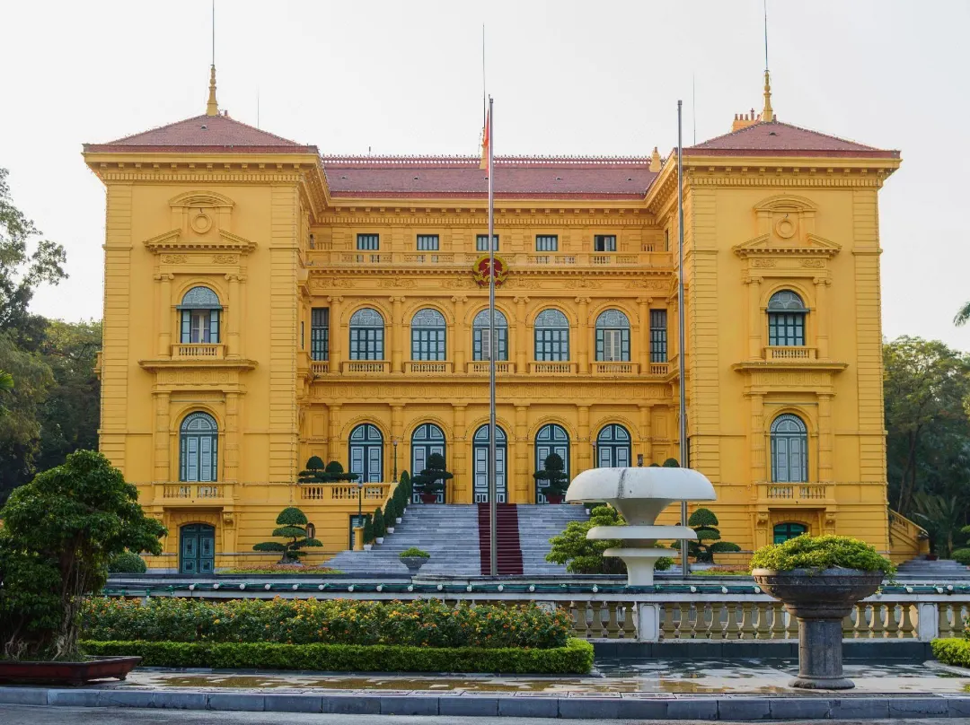 Hai Bay Hotel & Restaurant - Hanoi