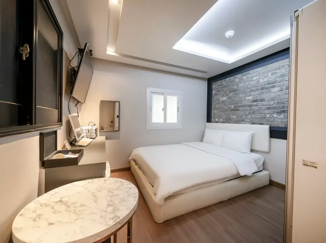 Busan Gwangalli Calm Rest Hotel - Busan