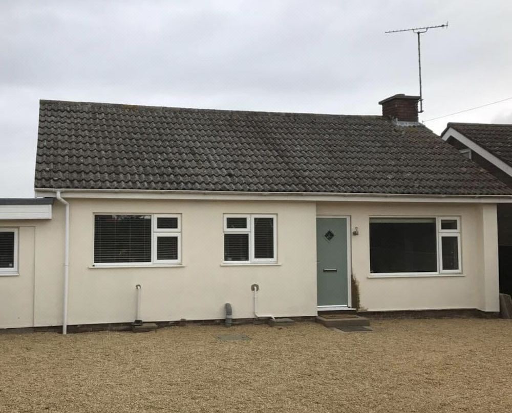 Inviting 2-bed Bungalow In Heacham With Spa Bath - Heacham