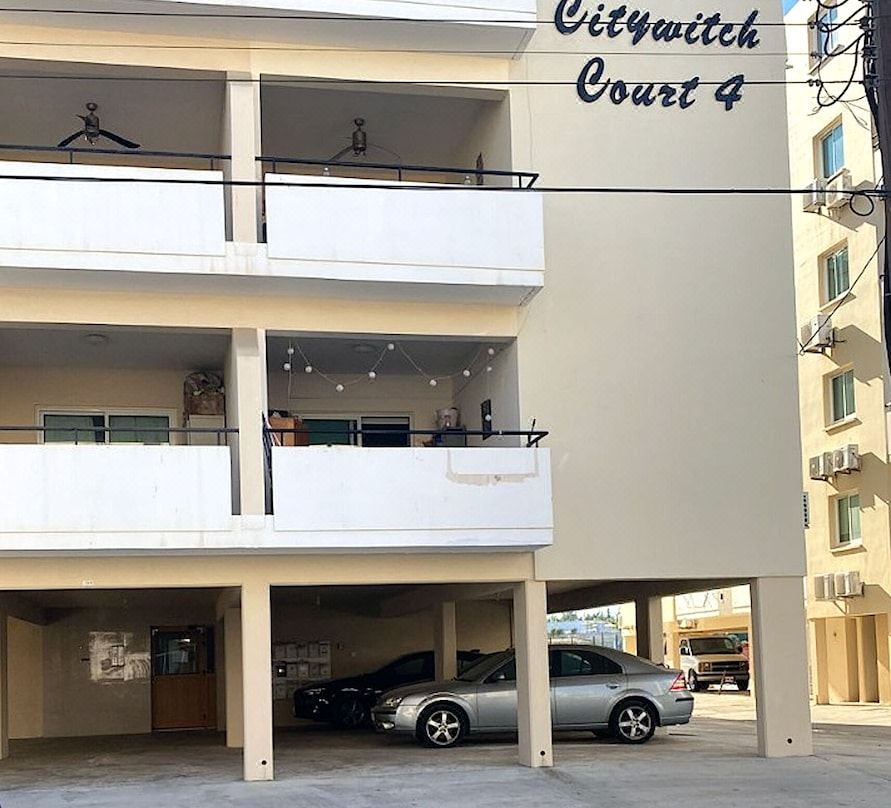 Dock Holiday Pool Apartment - Larnaca