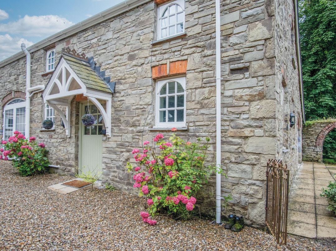 The Stables - 2 Bedroom Cottage - Princes Gate - Narberth