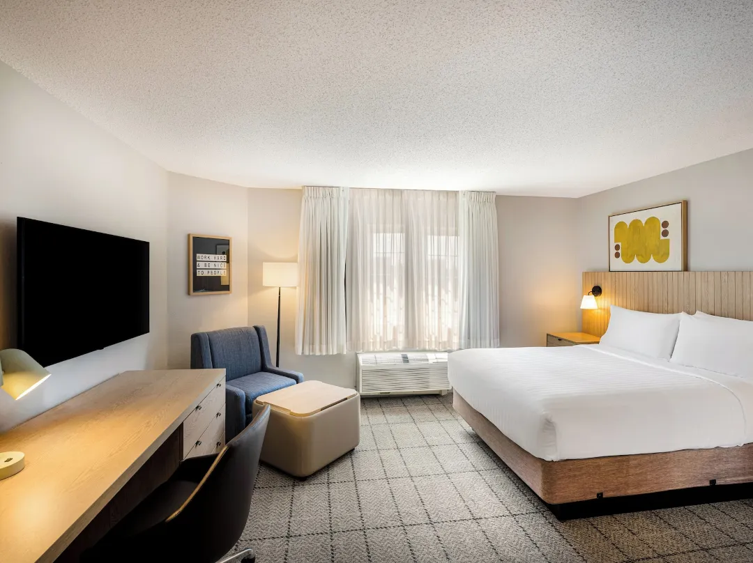 Sonesta Simply Suites Birmingham Hoover - Hoover, AL