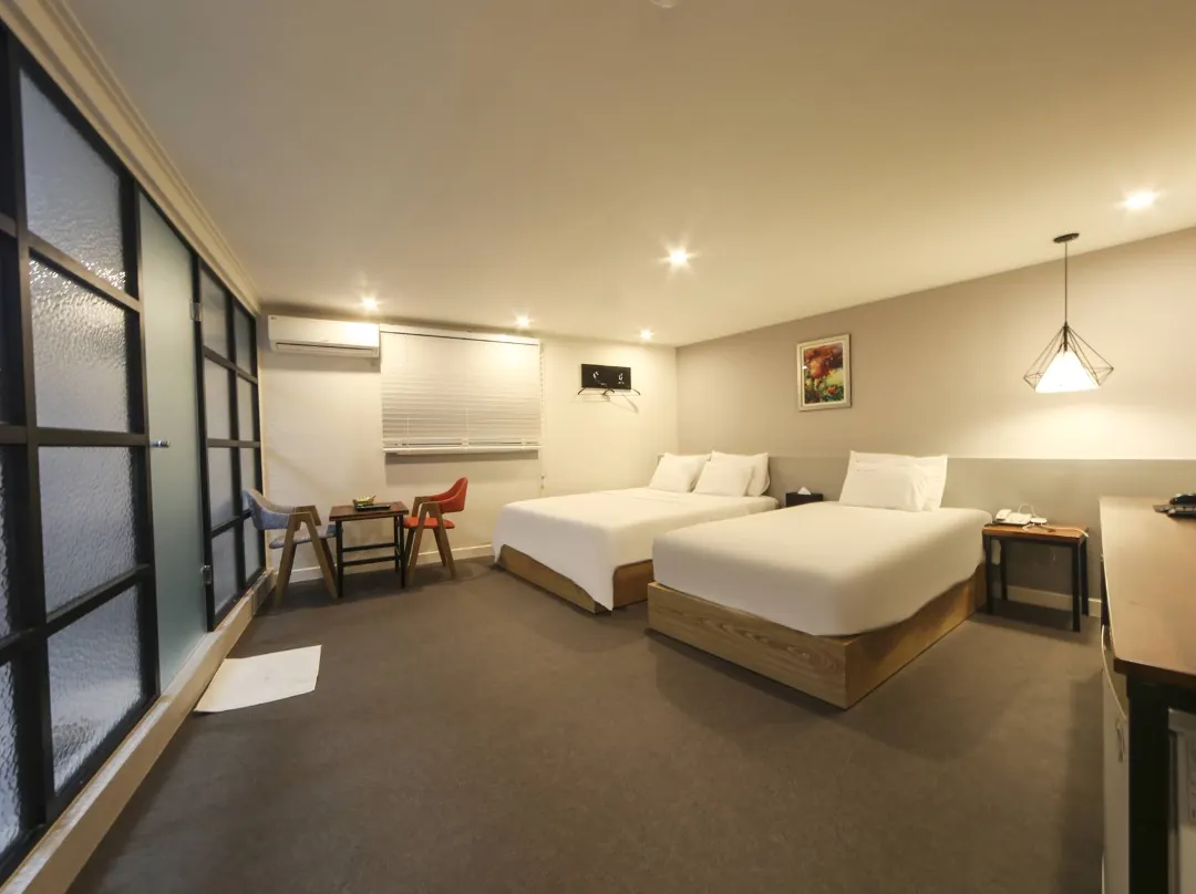 Goejeong We've In Busan - Busan