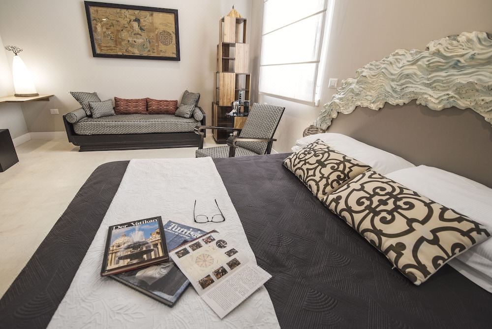 Atelier Inès Arts & Suites - Naples, Italie