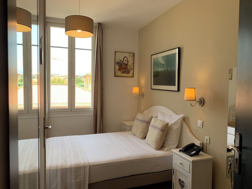 Hôtel La Villa Des Oliviers - St-Laurent-du-Var