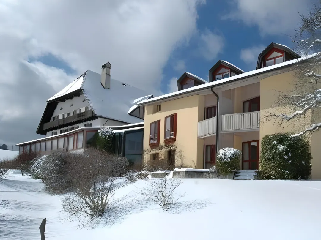 L'aubier Eco-hôtel Montezillon - Canton of Neuchâtel