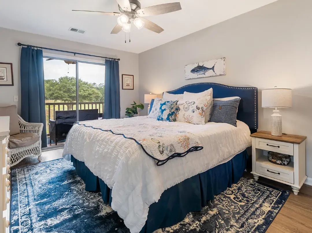 Scenic Pond View And Pool Access - Spacious Coastal Haven - Pawleys Island, SC