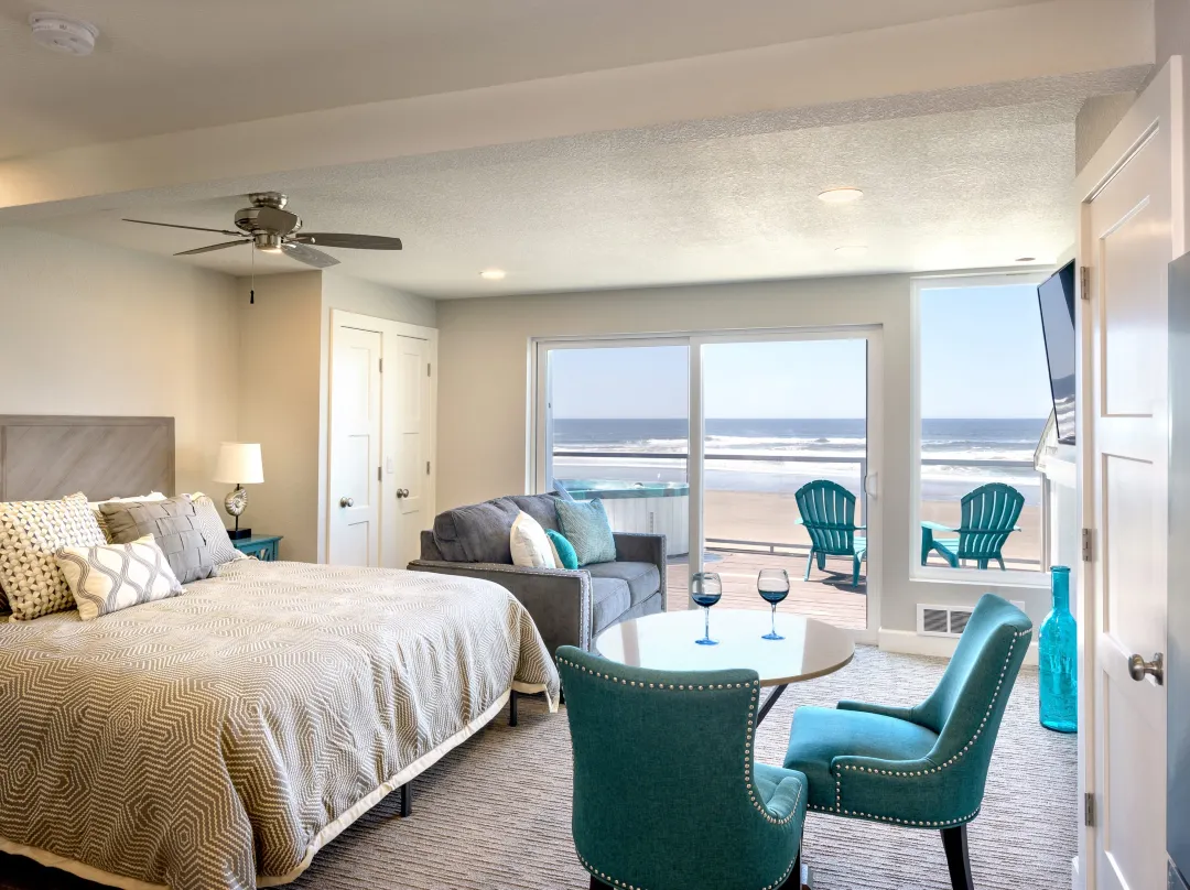 Private Hot Tub And Direct Beach Access - Stunning Beachfront Retreat - Lincoln City, OR