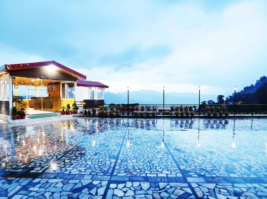 Hotel Vishnu Palace - Mussoorie