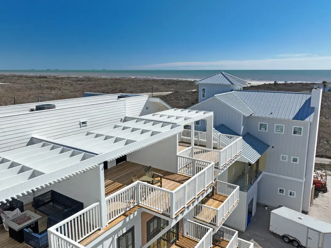 Shared Resort Style Pools, Boardwalk To The Beach - Corpus Christi, TX