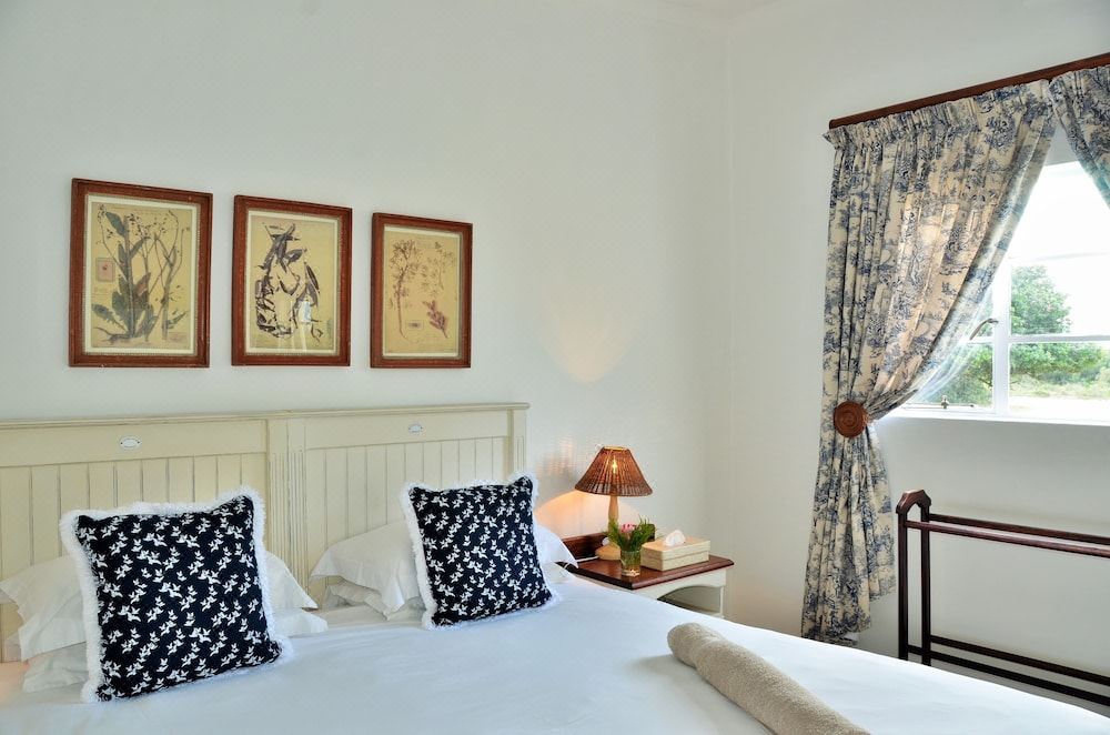 De Hoop Equipped Cottages - Bredasdorp
