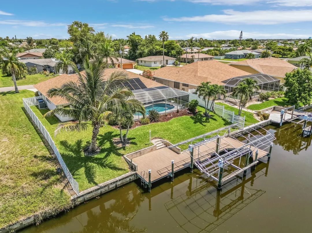 Gulf Access With Pool And Canal Views - Sunny Oasis - Cape Coral, FL