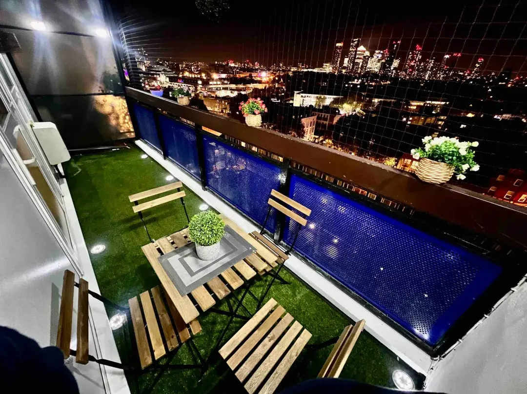 Tower Bridge Canada Water 2 Bed Flat - London