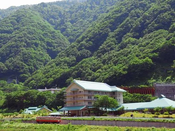 Hotel Kunitomi Suisenkaku - 絲魚川市