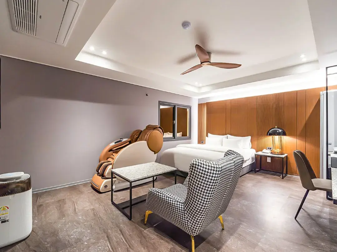 Jecheon The Wall Hotel - Jecheon