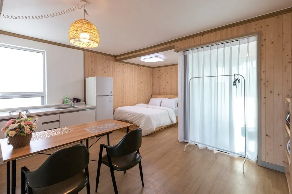 Jeju Solsup Pension - Jeju