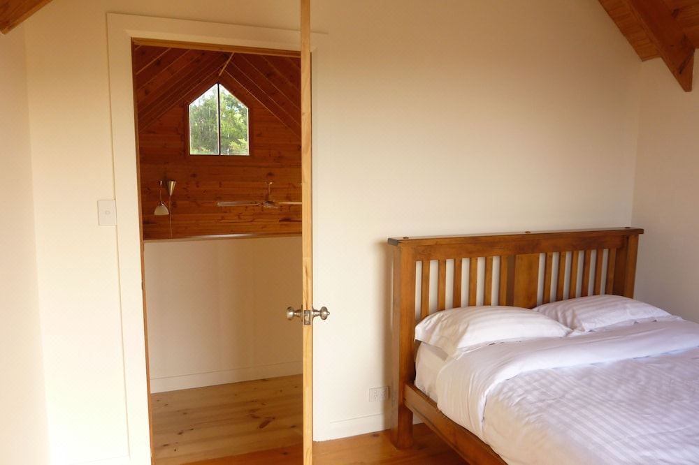 Charles Reuben Estate - Hobart