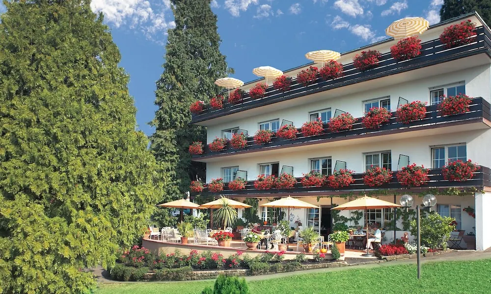 Hotel Behringer's Traube - Badenweiler