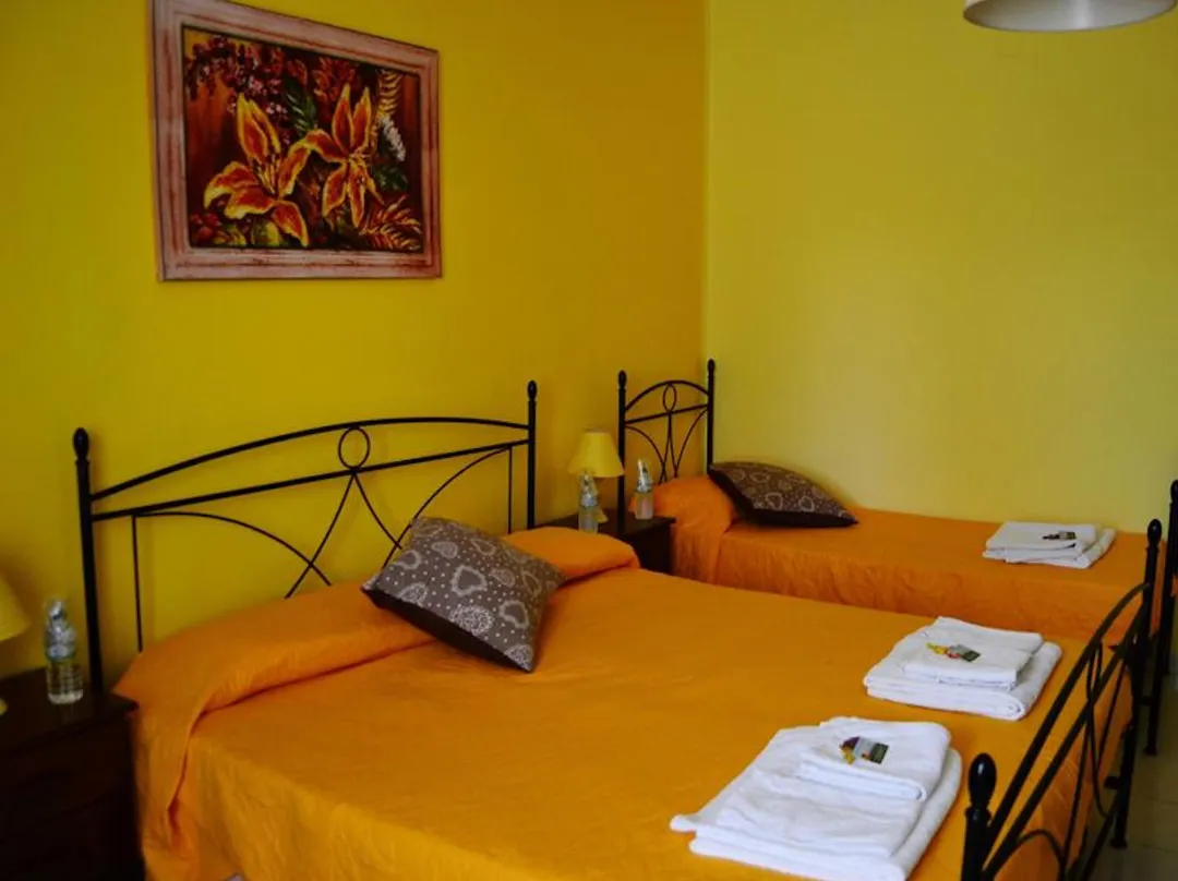 Camera Gialla - B&b S. Elia - Caltanissetta