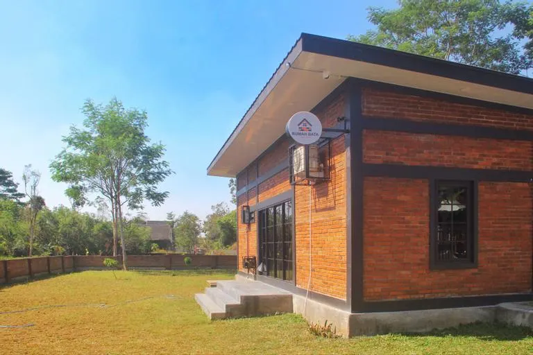 Rumah Bata Salatiga - Salatiga