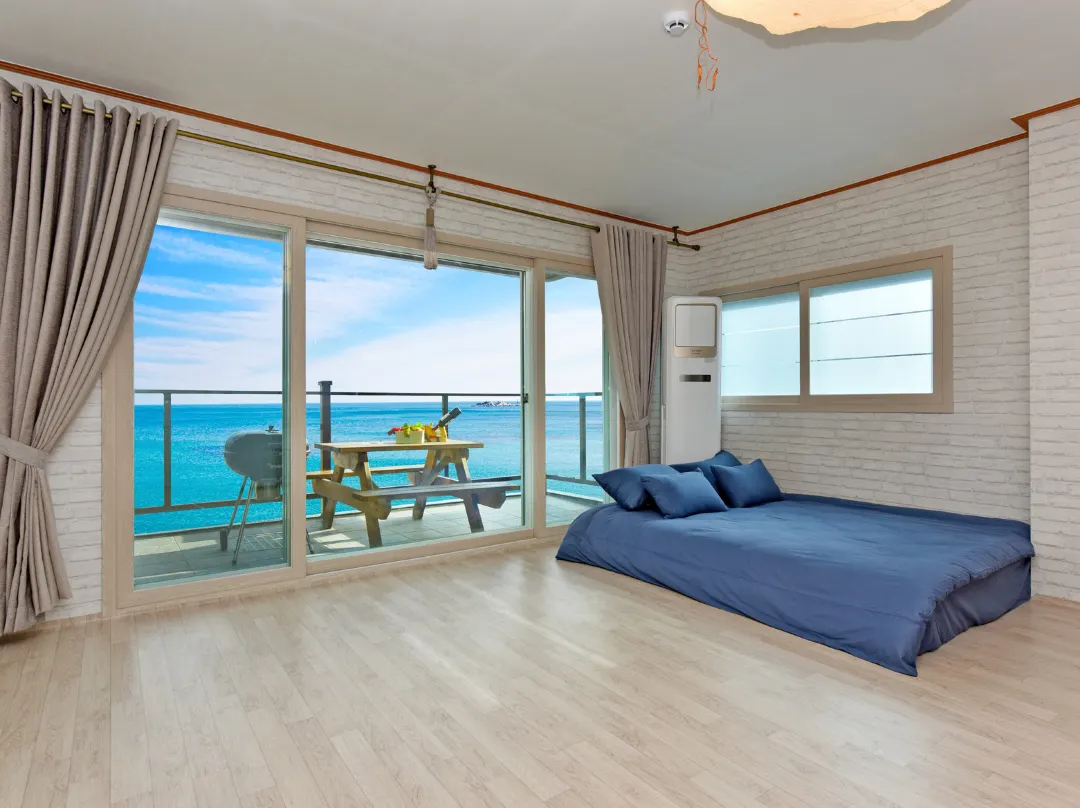 Olla Caravan Pension - Busan