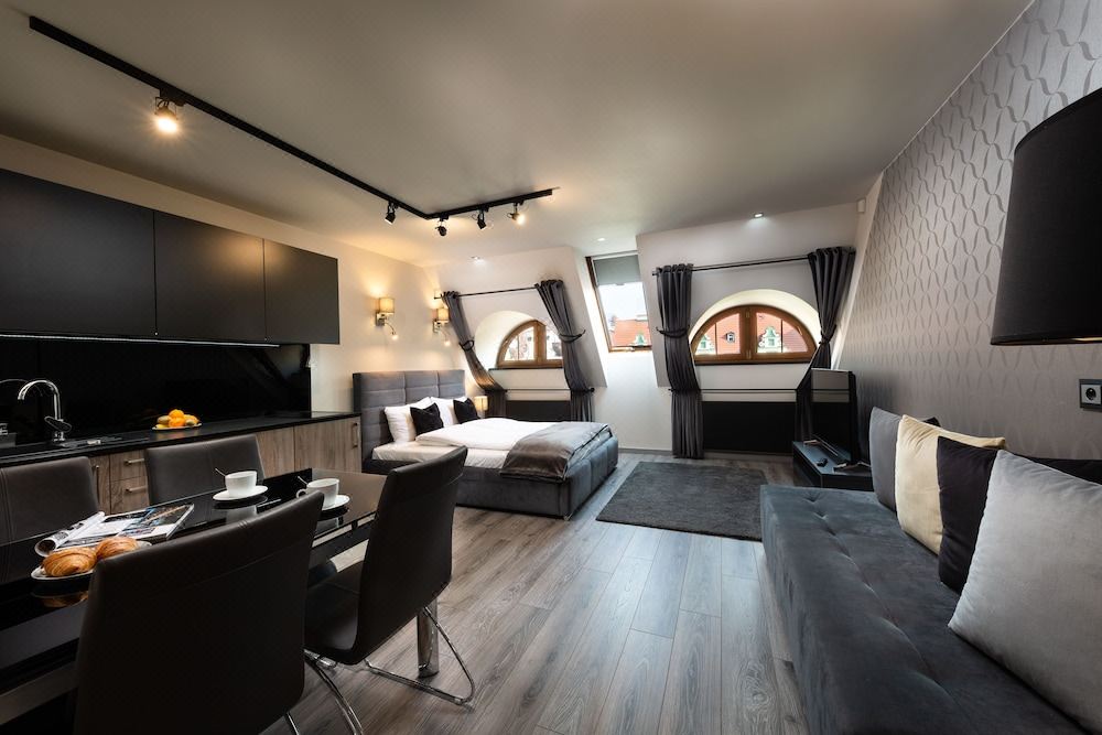 Aparthotel New Lux - Wrocław