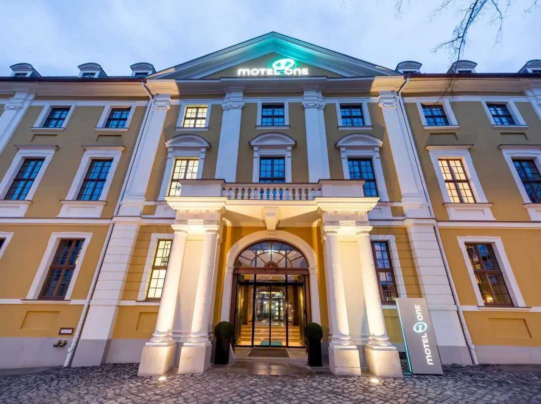 Motel One Magdeburg - マクデブルク