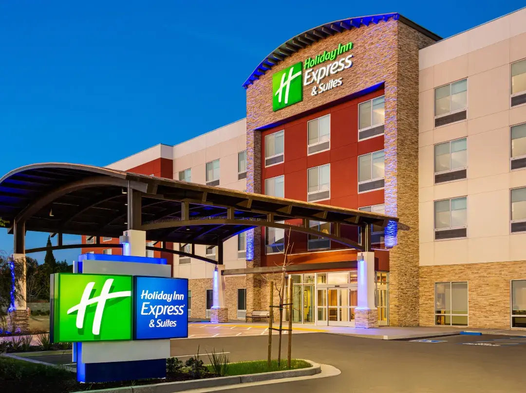 Holiday Inn Express & Suites Hayward – Castro Valley - Union City, CA
