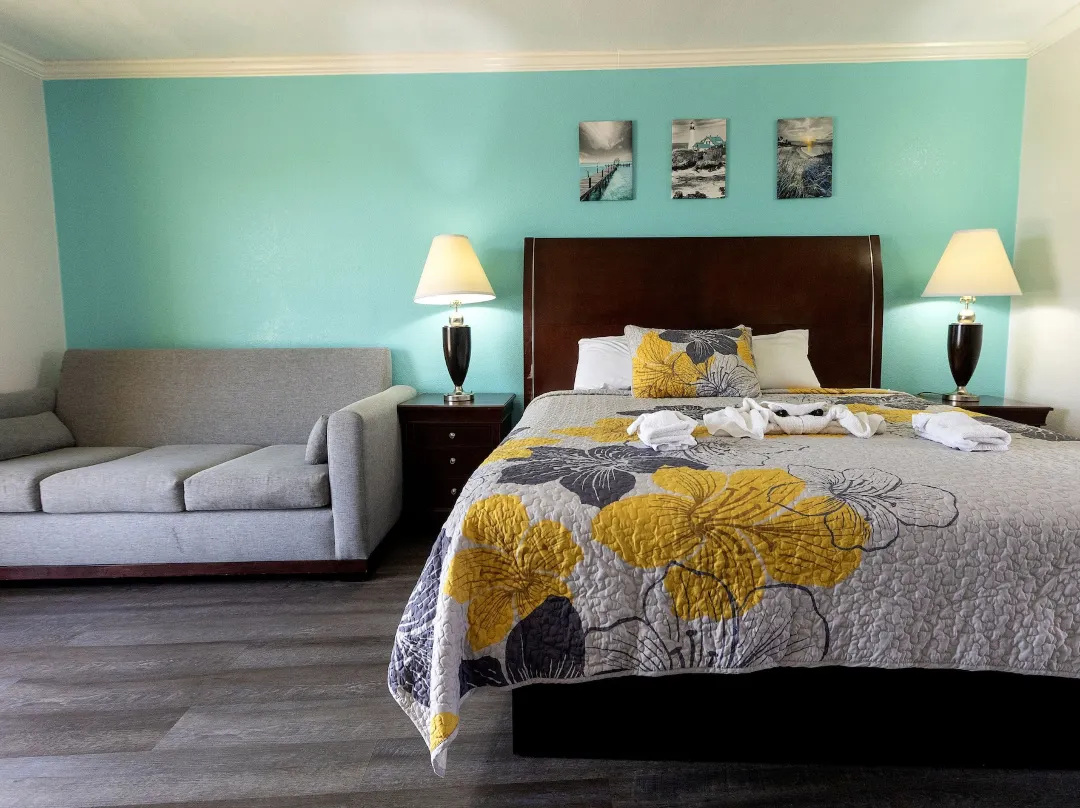 Crystal Palace Resort - Crystal Beach