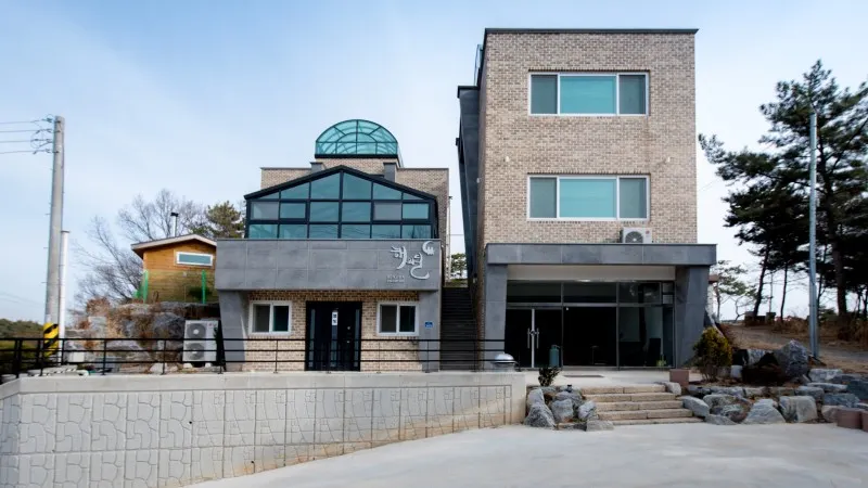 Daebudo Hae Wa Dal Pension - Ansan-si