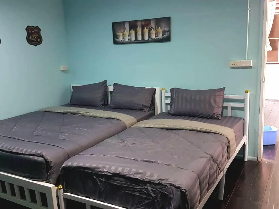 Mon Indy Guesthouse - Thong Pha Phum District