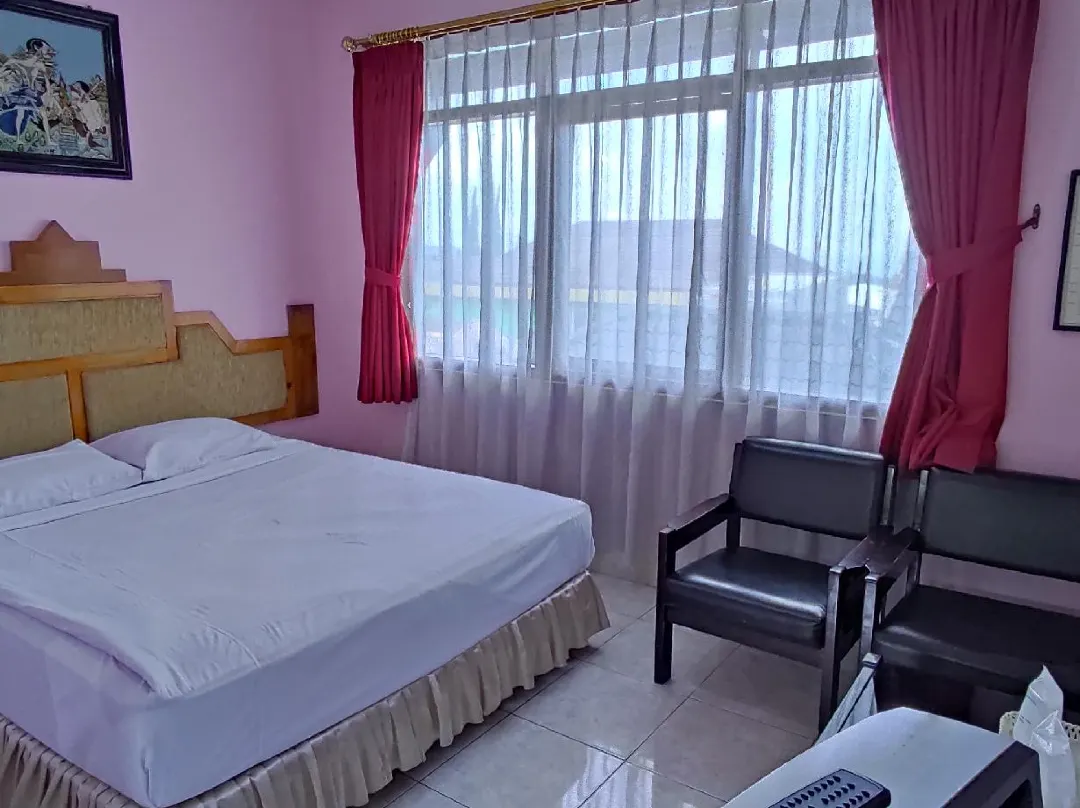 Komajaya Komaratih Hotel - Tawangmangu