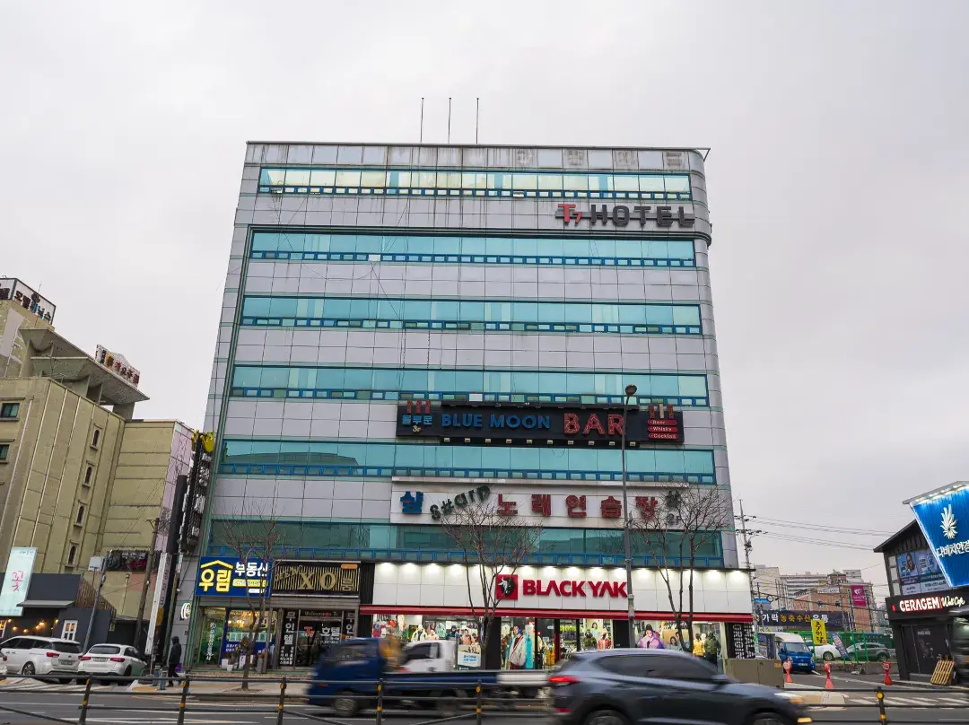 Yongin T7 Hotel - 성거읍