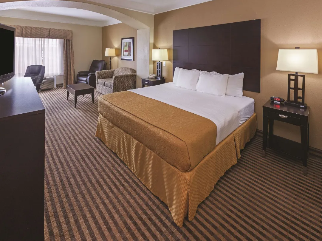 La Quinta Inn & Suites By Wyndham Livingston - Livingston, TX