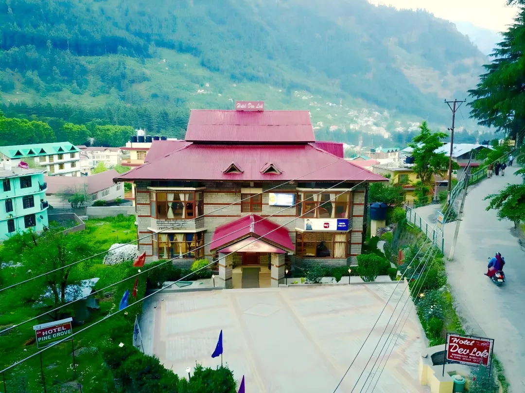 Hotel Devlok - Manali