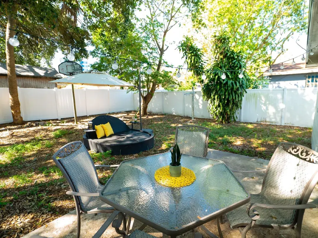 Family-friendly Oasis Near Top Attractions - Chic & Stylish - Tampa, FL